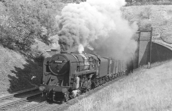 BR standard class 9F - Trains