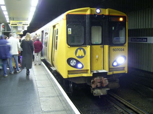 Northern Line (Merseyrail) - Trains