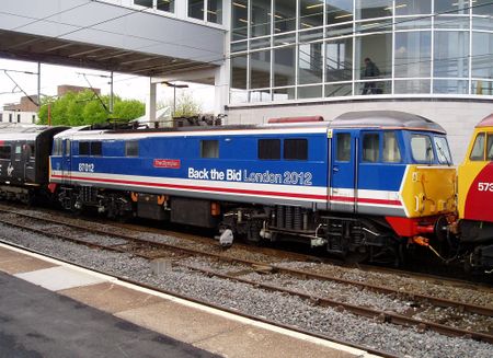 British Rail Class 87 - Trains